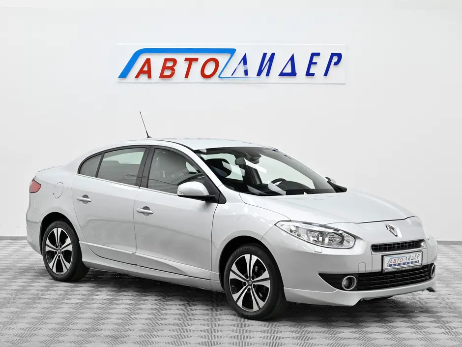 Купить с пробегом Renault Fluence, 2012 с пробегом 130 839 км. в Москве (517989) - «АвтоЛидер»